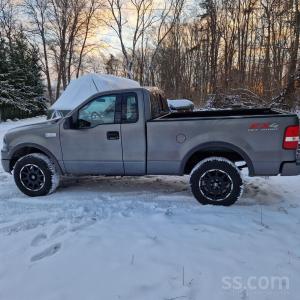 Pelēks Ford F-150 2004 Daugavpils, ar dzinēja tilpumu 5.40 L un nobraukumu 93 tūkst. km par 10990 €, foto 7 vietnē AUTOMOTO.COM.LV