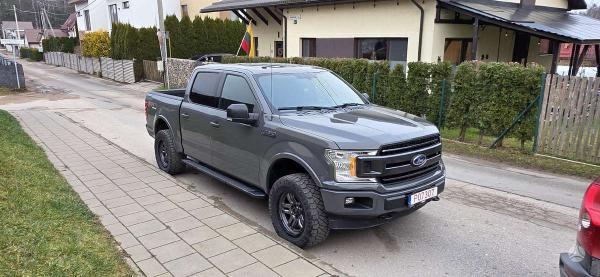 Pelēks Ford F-150 2018 Viļņa, ar dzinēja tilpumu 5.00 L un nobraukumu 171 tūkst. km par 29500 €, foto 11 vietnē AUTOMOTO.COM.LV