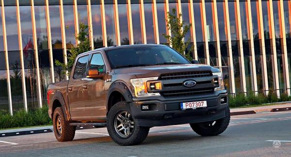 Pelēks Ford F-150 2018 Viļņa, ar dzinēja tilpumu 4.95 L un nobraukumu 171 tūkst. km par 33900 €, foto 5 vietnē AUTOMOTO.COM.LV