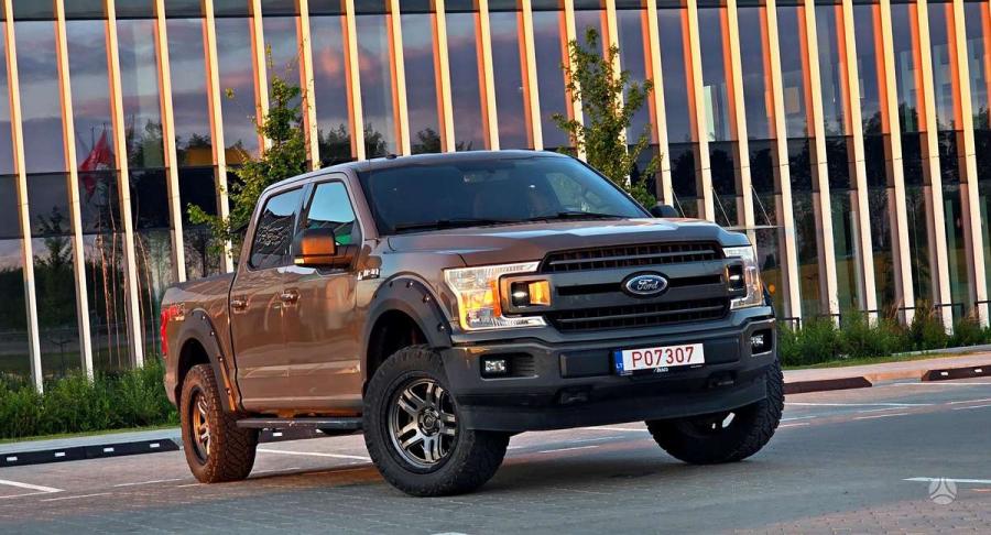 Pelēks Ford F-150 2018 Viļņa, ar dzinēja tilpumu 4.95 L un nobraukumu 171 tūkst. km par 33900 €, foto 6 vietnē AUTOMOTO.COM.LV