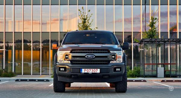 Pelēks Ford F-150 2018 Viļņa, ar dzinēja tilpumu 4.95 L un nobraukumu 171 tūkst. km par 33900 €, foto 6 vietnē AUTOMOTO.COM.LV