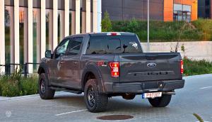 Pelēks Ford F-150 2018 Viļņa, ar dzinēja tilpumu 4.95 L un nobraukumu 171 tūkst. km par 33900 €, foto 16 vietnē AUTOMOTO.COM.LV