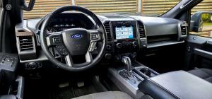 Pelēks Ford F-150 2018 Viļņa, ar dzinēja tilpumu 4.95 L un nobraukumu 171 tūkst. km par 33900 €, foto 21 vietnē AUTOMOTO.COM.LV