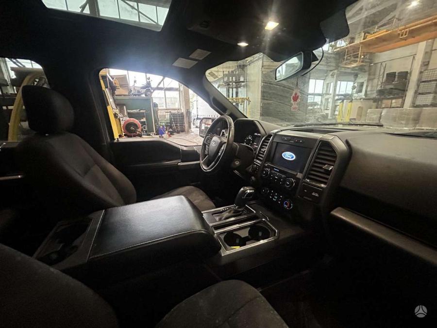 Pelēks Ford F-150 2019 Kauņa, ar dzinēja tilpumu 3.49 L un nobraukumu 250 tūkst. km par 8600 €, foto 9 vietnē AUTOMOTO.COM.LV
