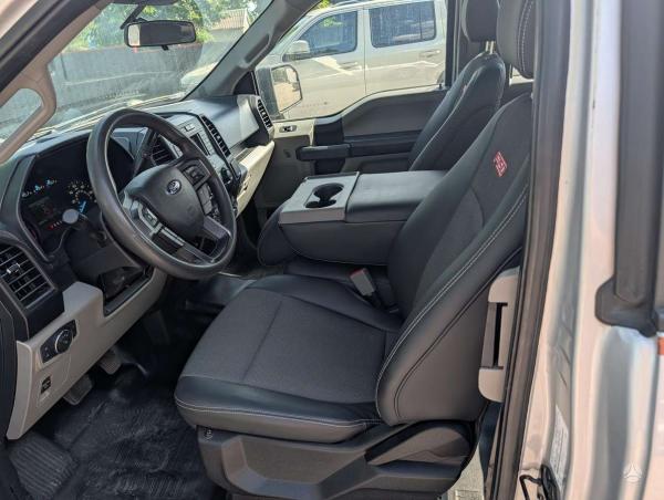 Pelēks Ford F-150 2019 Jurbarkas, ar dzinēja tilpumu 3.49 L un nobraukumu 350 tūkst. km par 16500 €, foto 7 vietnē AUTOMOTO.COM.LV