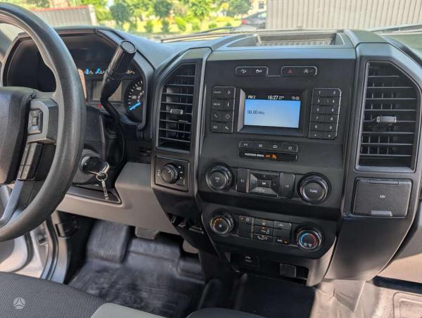 Pelēks Ford F-150 2019 Jurbarkas, ar dzinēja tilpumu 3.49 L un nobraukumu 350 tūkst. km par 16500 €, foto 10 vietnē AUTOMOTO.COM.LV