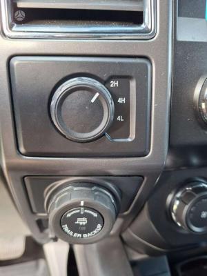 Grey Ford F-150 2019 in Alytus, with an engine capacity of 5.00 L and mileage of 185 thousand km for 20950 €, photo 18 on AUTOMOTO.COM.LV