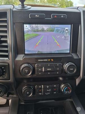 Grey Ford F-150 2019 in Alytus, with an engine capacity of 5.00 L and mileage of 185 thousand km for 20950 €, photo 19 on AUTOMOTO.COM.LV