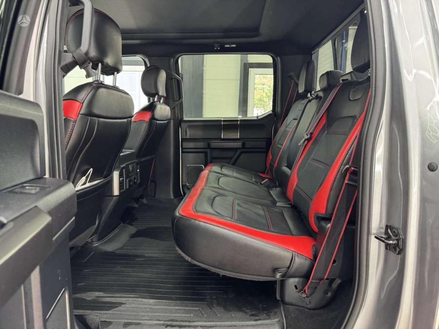 Grey Ford F-150 2020 in Vilnius, with an engine capacity of 3.49 L and mileage of 100 thousand km for 48500 €, photo 11 on AUTOMOTO.COM.LV