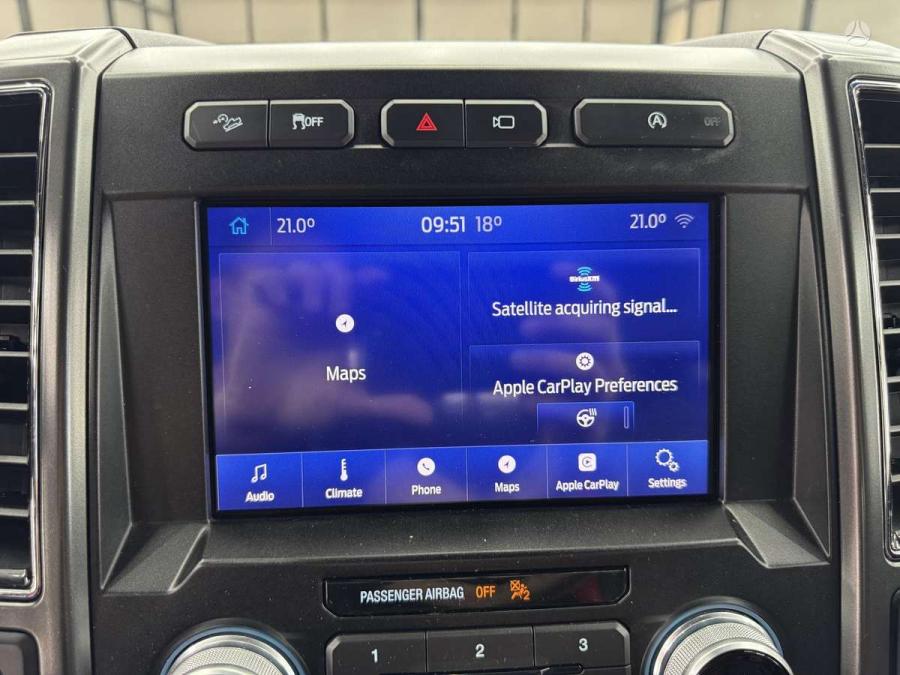 Grey Ford F-150 2020 in Vilnius, with an engine capacity of 3.49 L and mileage of 100 thousand km for 48500 €, photo 31 on AUTOMOTO.COM.LV