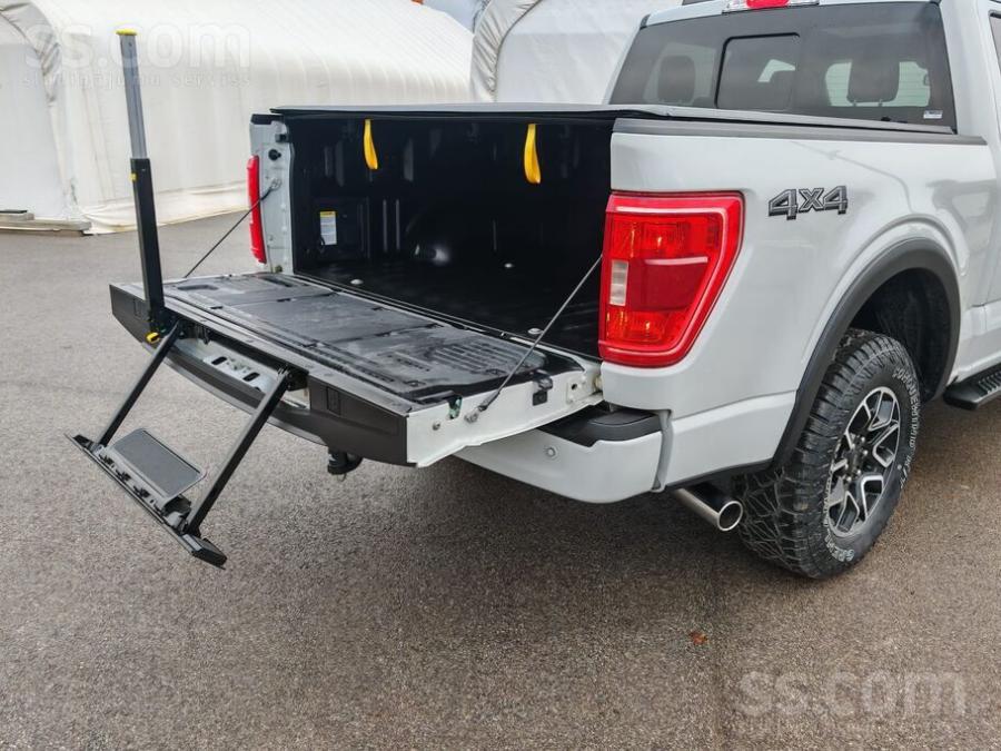 Pelēks Ford F-150 2023 Jelgava, ar dzinēja tilpumu 3.50 L un nobraukumu 26 tūkst. km par 51990 €, foto 26 vietnē AUTOMOTO.COM.LV