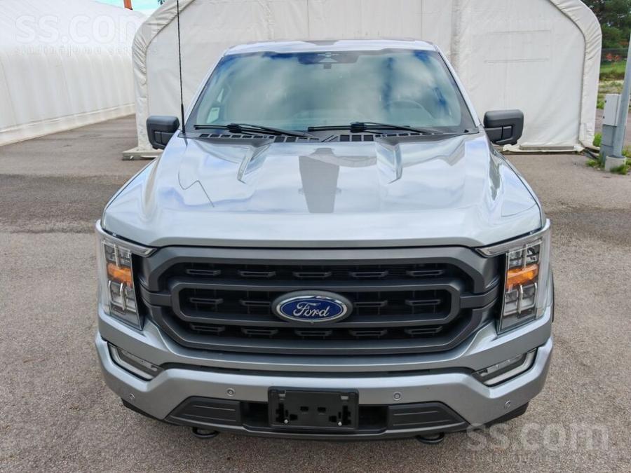 Grey Ford F-150 2024 in Jelgava, with an engine capacity of 3.50 L and mileage of 34 thousand km for 45900 €, photo 6 on AUTOMOTO.COM.LV