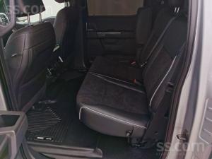 Grey Ford F-150 2024 in Jelgava, with an engine capacity of 3.50 L and mileage of 34 thousand km for 45900 €, photo 13 on AUTOMOTO.COM.LV
