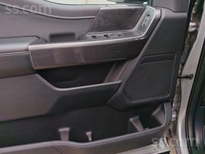 Grey Ford F-150 2024 in Jelgava, with an engine capacity of 3.50 L and mileage of 34 thousand km for 45900 €, photo 20 on AUTOMOTO.COM.LV