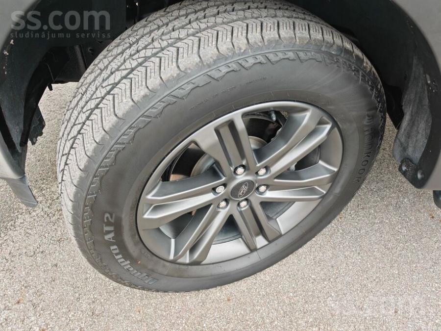 Grey Ford F-150 2024 in Jelgava, with an engine capacity of 3.50 L and mileage of 34 thousand km for 45900 €, photo 30 on AUTOMOTO.COM.LV