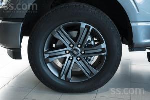 Pelēks Ford F-150 2024 Rīga, ar dzinēja tilpumu 5.00 L un nobraukumu 0 tūkst. km par 73000 €, foto 10 vietnē AUTOMOTO.COM.LV