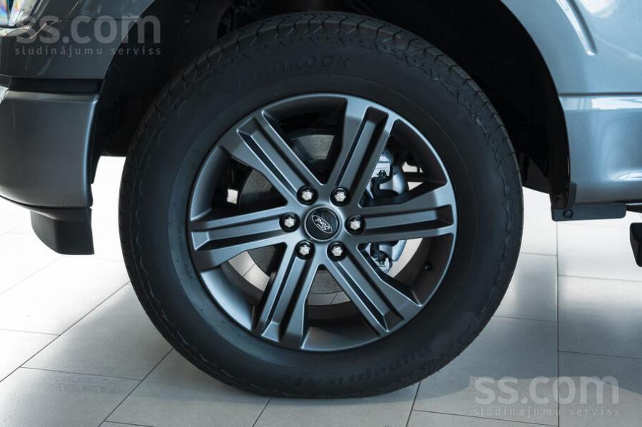 Pelēks Ford F-150 2024 Rīga, ar dzinēja tilpumu 5.00 L un nobraukumu 0 tūkst. km par 73000 €, foto 10 vietnē AUTOMOTO.COM.LV