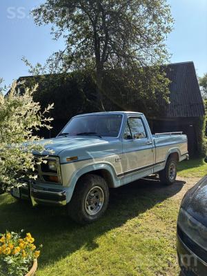 Ford F-150 1985 in Kuldiga, with an engine capacity of 5.00 L and mileage of 26 thousand km for 18000 €, photo  on AUTOMOTO.COM.LV