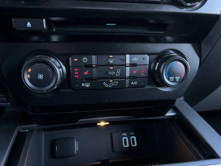 Red Ford F-150 2016 in Riga, with an engine capacity of 2.70 L and mileage of 97 thousand km for 26990 €, photo 14 on AUTOMOTO.COM.LV