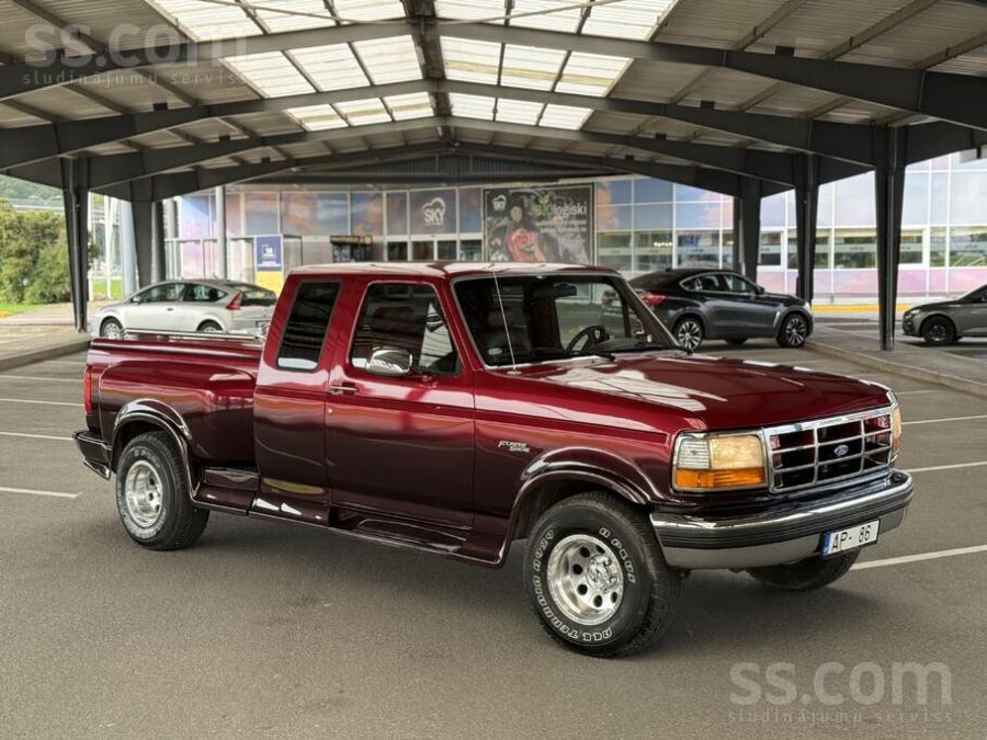 Sarkans Ford F-150 1995 Rīga, ar dzinēja tilpumu 5.00 L un nobraukumu 0 tūkst. km par 18500 €, foto 1 vietnē AUTOMOTO.COM.LV