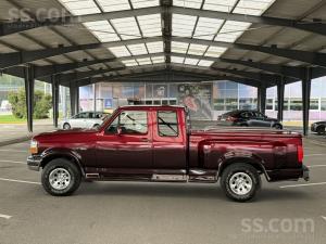 Sarkans Ford F-150 1995 Rīga, ar dzinēja tilpumu 5.00 L un nobraukumu 0 tūkst. km par 18500 €, foto 5 vietnē AUTOMOTO.COM.LV
