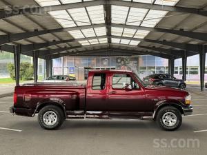 Sarkans Ford F-150 1995 Rīga, ar dzinēja tilpumu 5.00 L un nobraukumu 0 tūkst. km par 18500 €, foto 9 vietnē AUTOMOTO.COM.LV