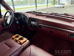 Sarkans Ford F-150 1995 Rīga, ar dzinēja tilpumu 5.00 L un nobraukumu 0 tūkst. km par 18500 €, foto 11 vietnē AUTOMOTO.COM.LV