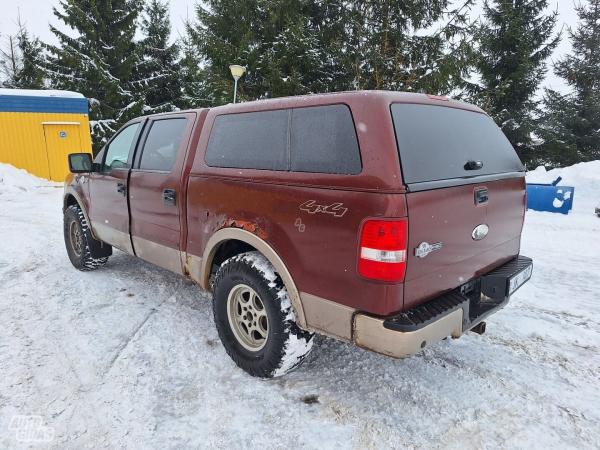 Red Ford F-150 2005 in Klaipeda, with an engine capacity of 5.40 L and mileage of 249 thousand km for 8777 €, photo 6 on AUTOMOTO.COM.LV