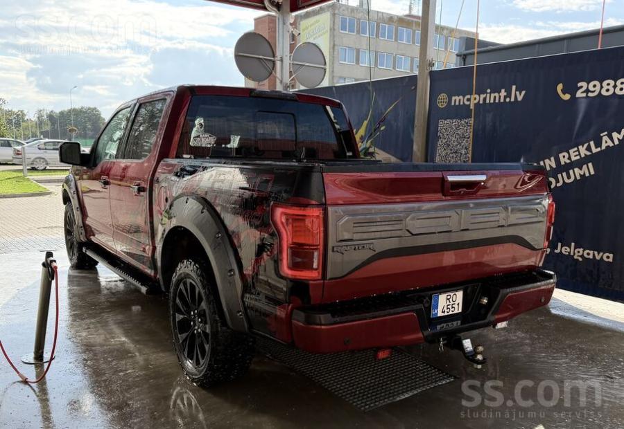 Red Ford F-150 2015 in Jelgava, with an engine capacity of 5.00 L and mileage of 281 thousand km for 29900 €, photo 10 on AUTOMOTO.COM.LV
