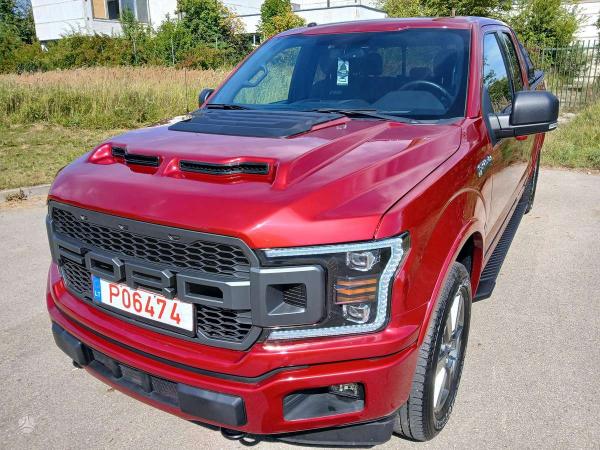 Red Ford F-150 2017 in Alytus, with an engine capacity of 4.95 L and mileage of 43 thousand km for 31000 €, photo 2 on AUTOMOTO.COM.LV