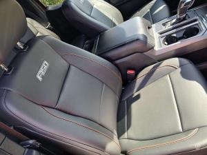 Red Ford F-150 2017 in Alytus, with an engine capacity of 4.95 L and mileage of 43 thousand km for 31000 €, photo 23 on AUTOMOTO.COM.LV