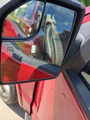 Red Ford F-150 2017 in Alytus, with an engine capacity of 4.95 L and mileage of 43 thousand km for 31000 €, photo 31 on AUTOMOTO.COM.LV