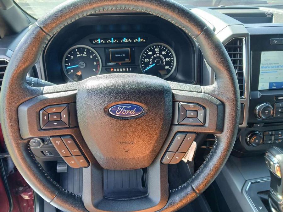 Red Ford F-150 2017 in Alytus, with an engine capacity of 4.95 L and mileage of 43 thousand km for 31000 €, photo 36 on AUTOMOTO.COM.LV