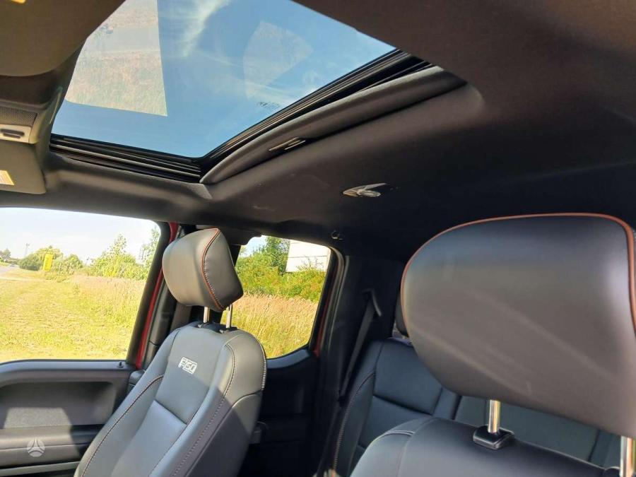 Red Ford F-150 2017 in Alytus, with an engine capacity of 4.95 L and mileage of 43 thousand km for 31000 €, photo 42 on AUTOMOTO.COM.LV
