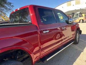 Sarkans Ford F-150 2020 Šauļi, ar dzinēja tilpumu 3.49 L un nobraukumu 87 tūkst. km par 19300 €, foto 17 vietnē AUTOMOTO.COM.LV