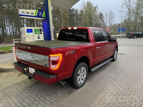 Red Ford F-150 2022 in Riga, with an engine capacity of 3.50 L and mileage of 49 thousand km for 95000 €, photo 4 on AUTOMOTO.COM.LV