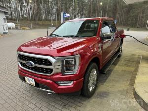 Red Ford F-150 2022 in Riga, with an engine capacity of 3.50 L and mileage of 49 thousand km for 95000 €, photo 3 on AUTOMOTO.COM.LV