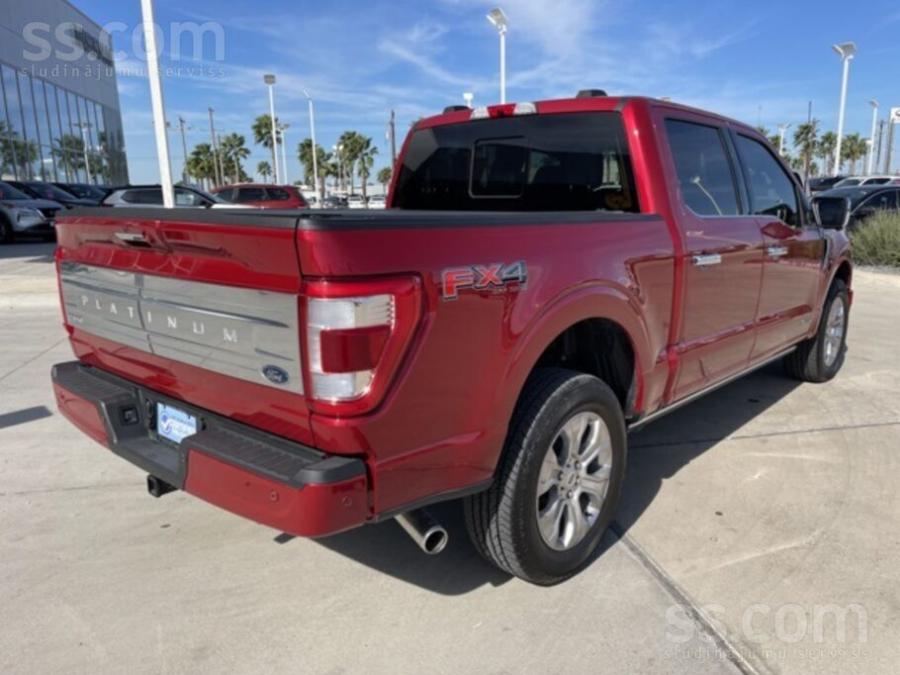 Red Ford F-150 2022 in Riga, with an engine capacity of 3.50 L and mileage of 49 thousand km for 95000 €, photo 9 on AUTOMOTO.COM.LV