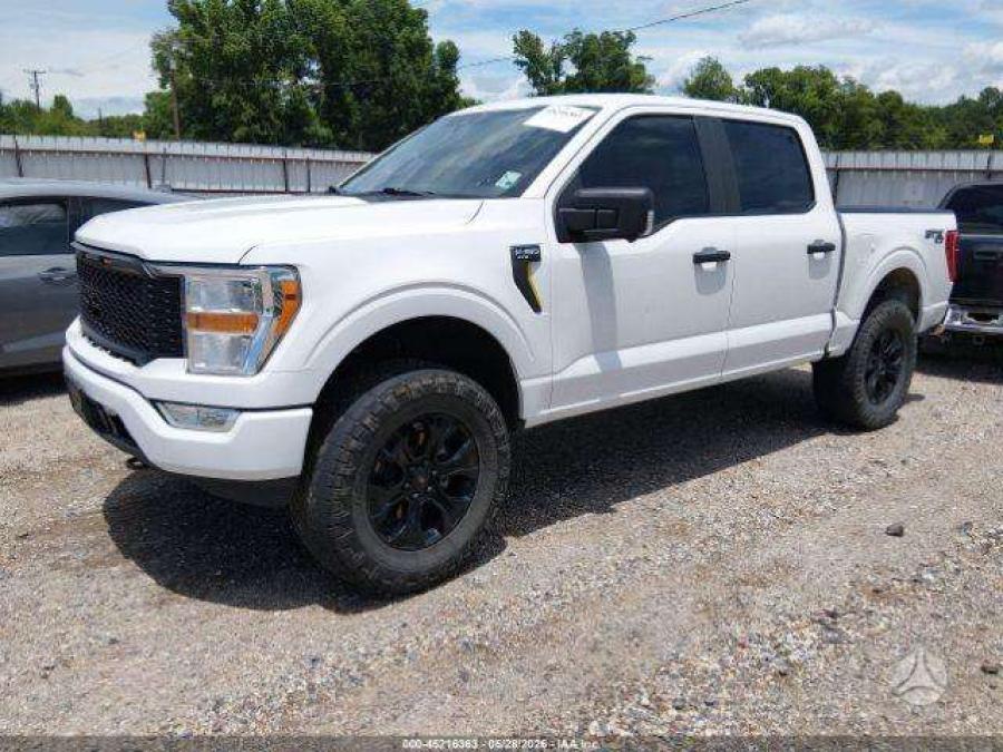 White Ford F-150 2022 in Klaipeda, with an engine capacity of 0.00 L and mileage of 113 thousand km for 10300 €, photo 3 on AUTOMOTO.COM.LV
