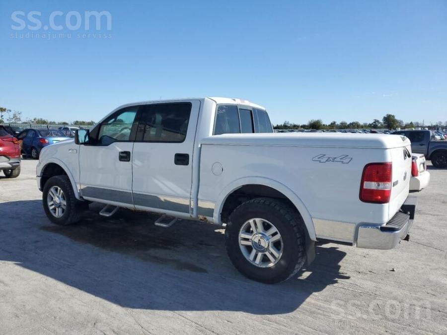 Balts Ford F-150 2004 Jelgava, ar dzinēja tilpumu 5.40 L un nobraukumu 235 tūkst. km par 3500 €, foto 3 vietnē AUTOMOTO.COM.LV