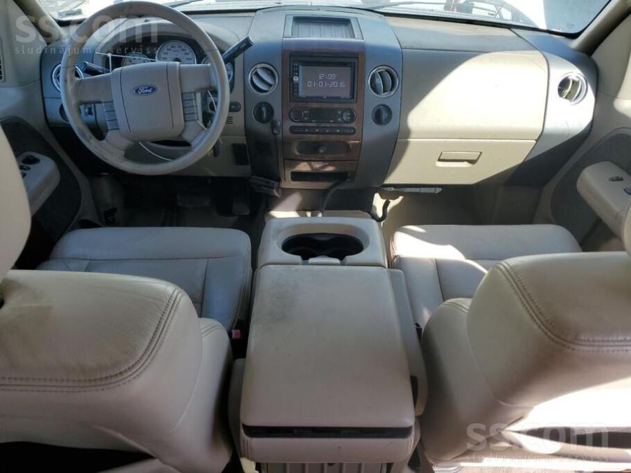 Balts Ford F-150 2004 Jelgava, ar dzinēja tilpumu 5.40 L un nobraukumu 235 tūkst. km par 3500 €, foto 7 vietnē AUTOMOTO.COM.LV