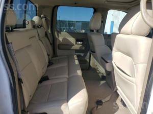Balts Ford F-150 2004 Jelgava, ar dzinēja tilpumu 5.40 L un nobraukumu 235 tūkst. km par 3500 €, foto 9 vietnē AUTOMOTO.COM.LV