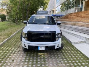 White Ford F-150 2012 in Kaunas, with an engine capacity of 5.00 L and mileage of 340 thousand km for 11900 €, photo 3 on AUTOMOTO.COM.LV