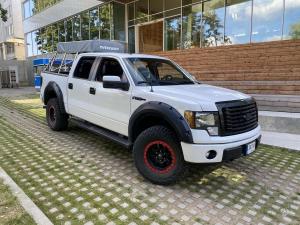 White Ford F-150 2012 in Kaunas, with an engine capacity of 5.00 L and mileage of 340 thousand km for 11900 €, photo 4 on AUTOMOTO.COM.LV