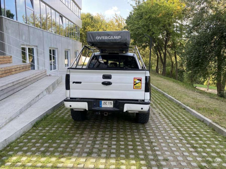 White Ford F-150 2012 in Kaunas, with an engine capacity of 5.00 L and mileage of 340 thousand km for 11900 €, photo 7 on AUTOMOTO.COM.LV