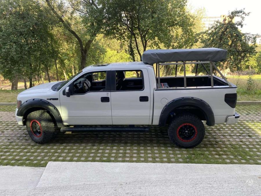 White Ford F-150 2012 in Kaunas, with an engine capacity of 5.00 L and mileage of 340 thousand km for 11900 €, photo 10 on AUTOMOTO.COM.LV