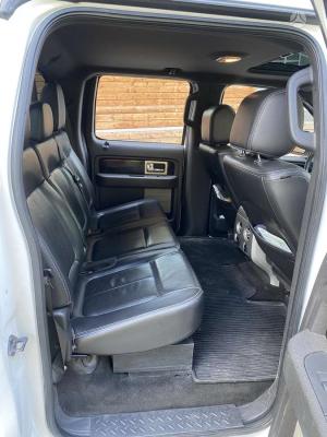 White Ford F-150 2012 in Kaunas, with an engine capacity of 5.00 L and mileage of 340 thousand km for 11900 €, photo 18 on AUTOMOTO.COM.LV
