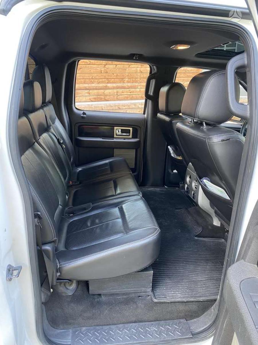 White Ford F-150 2012 in Kaunas, with an engine capacity of 5.00 L and mileage of 340 thousand km for 11900 €, photo 18 on AUTOMOTO.COM.LV