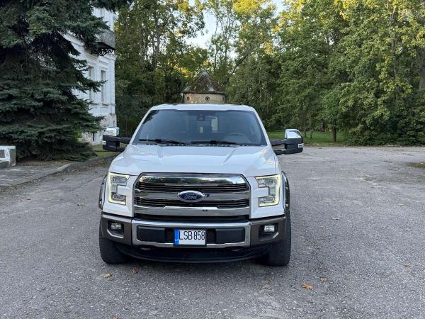 Balts Ford F-150 2015 Panevēža, ar dzinēja tilpumu 5.00 L un nobraukumu 296 tūkst. km par 22800 €, foto 3 vietnē AUTOMOTO.COM.LV