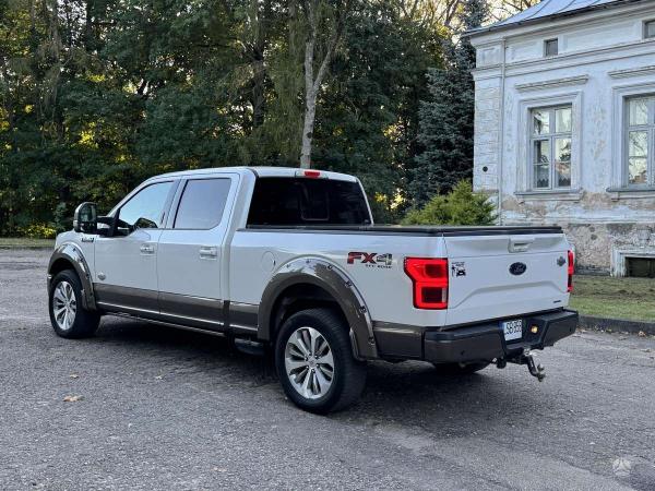Balts Ford F-150 2015 Panevēža, ar dzinēja tilpumu 5.00 L un nobraukumu 296 tūkst. km par 22800 €, foto 6 vietnē AUTOMOTO.COM.LV